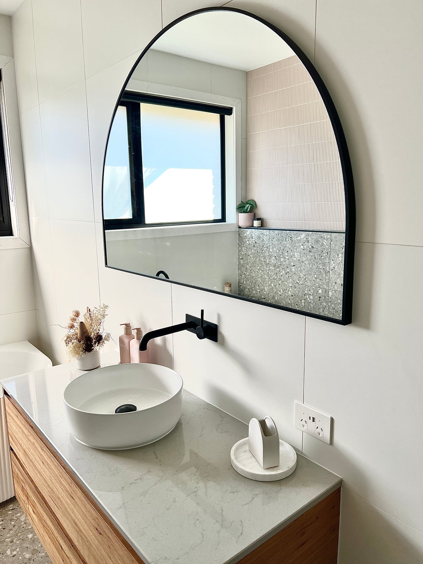 Shop Mirrors – Vanders Glass